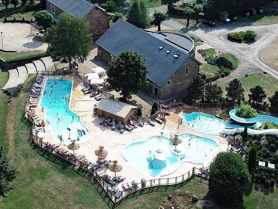 30 M² Caravan ∙ 2 Bedrooms ∙ 5 Guests - Lac de Pareloup