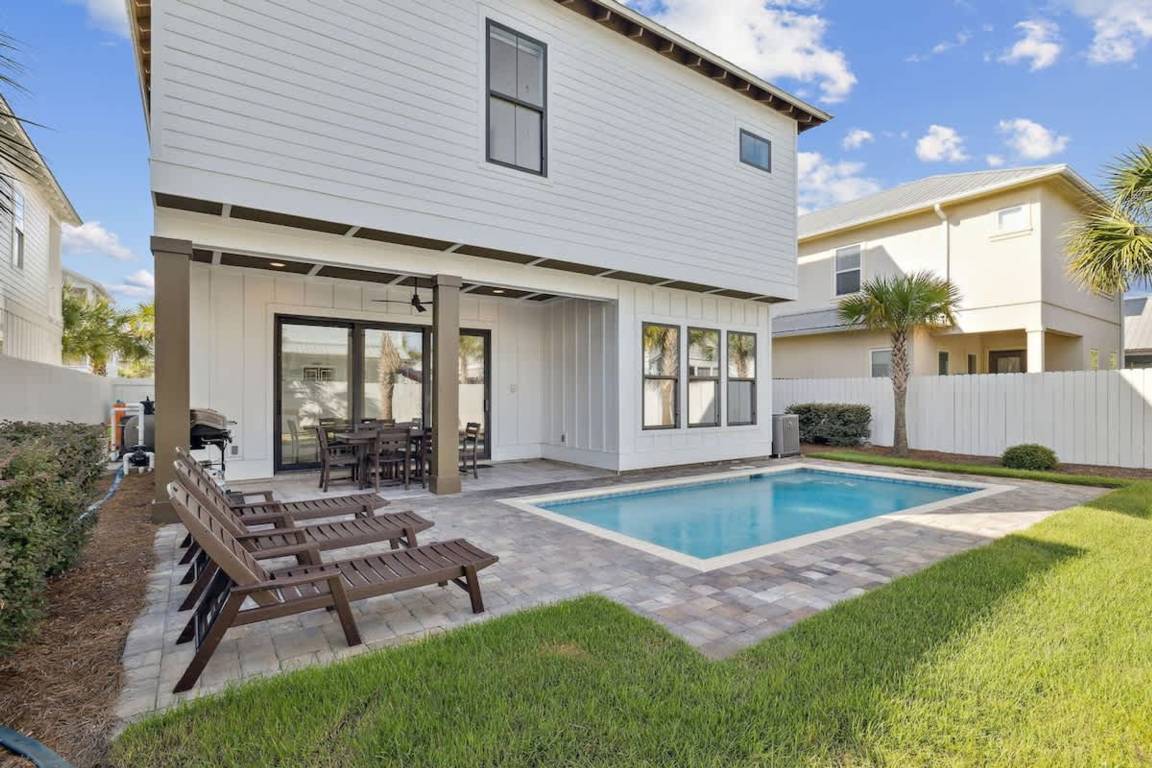 House ∙ 7 Bedrooms ∙ 14 Guests - Destin, FL