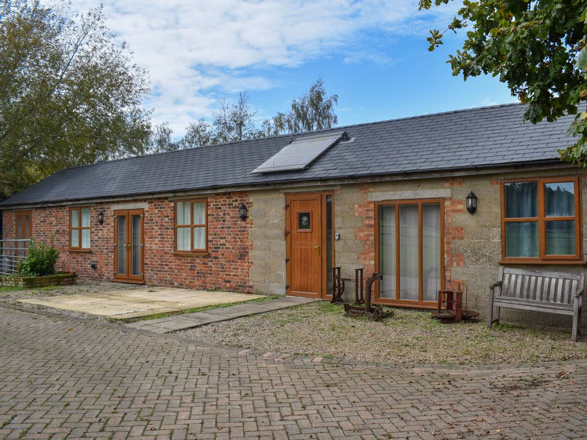 Cottage ∙ 2 Bedrooms ∙ 4 Guests - Tenterden