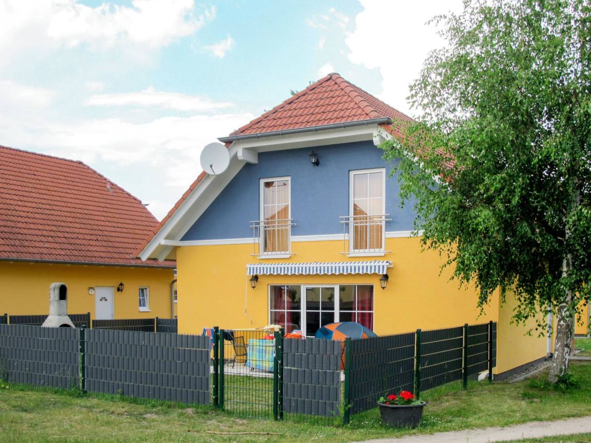 135 M² Ferienhaus ∙ 1 Schlafzimmer ∙ 7 Gäste - Dargun