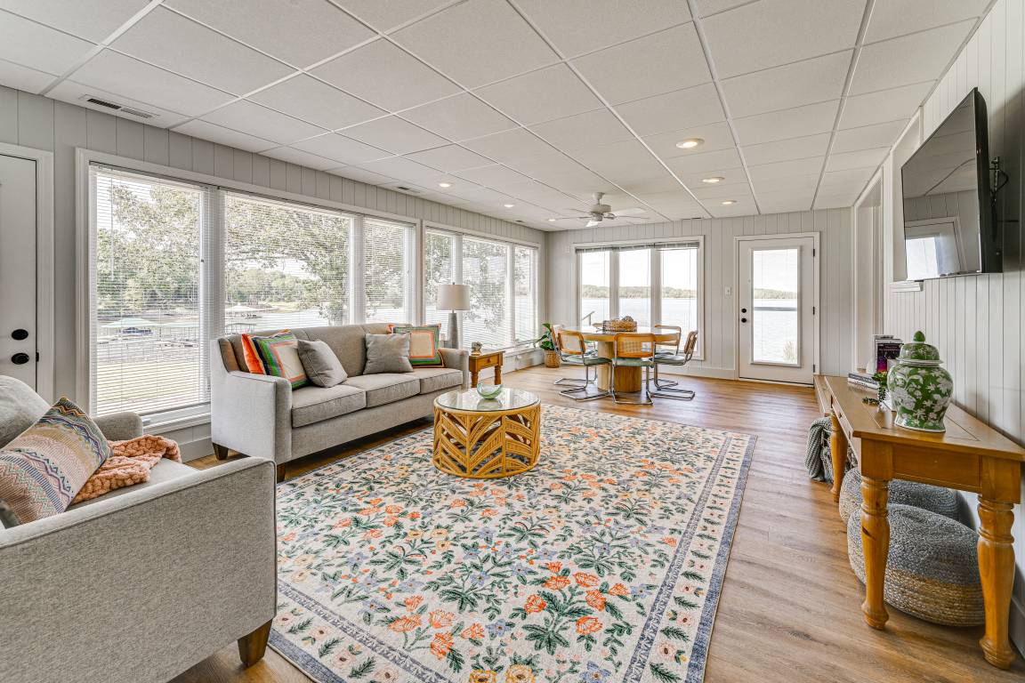 362 M² House ∙ 4 Bedrooms ∙ 15 Guests - Kentucky Lake