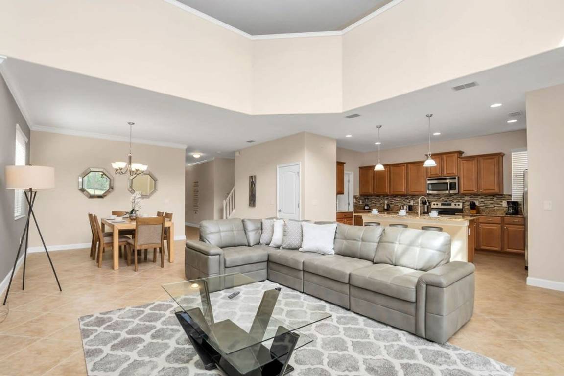 Apartment ∙ 5 Bedrooms ∙ 12 Guests - Four Corners, FL