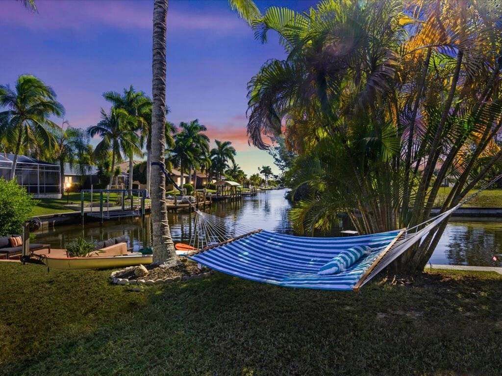 162 M² Ferienhaus ∙ 3 Schlafzimmer ∙ 8 Gäste - Cape Coral, FL