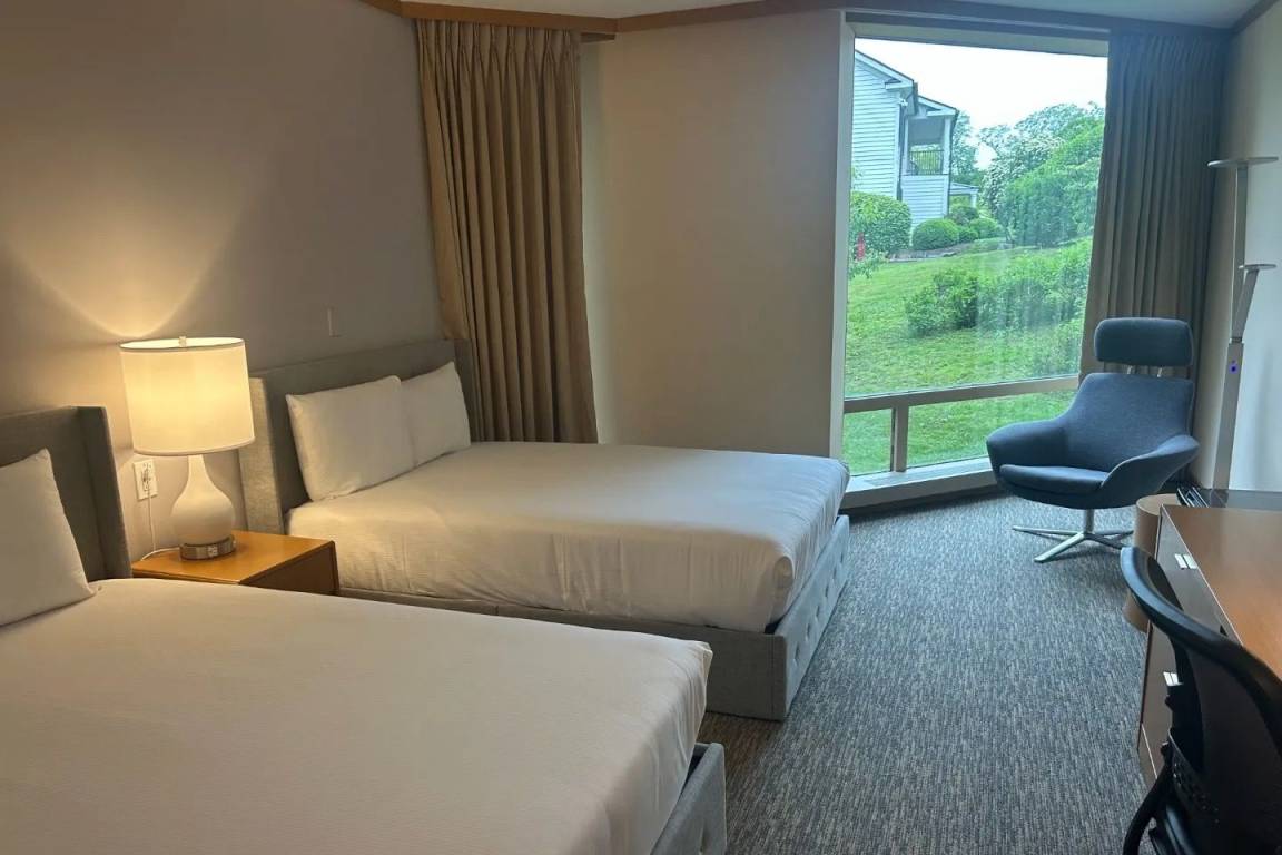 Hotel ∙ 1 Bedroom ∙ 4 Guests - Westchester County, NY