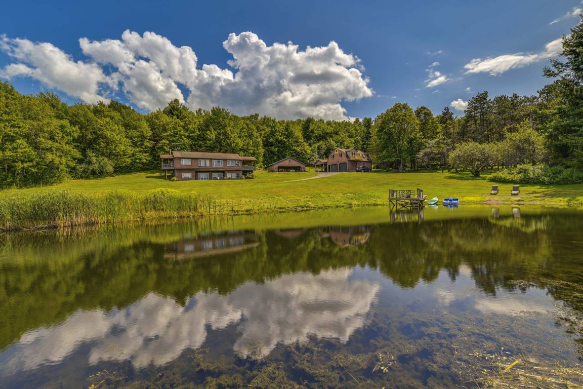 77 M² House ∙ 3 Bedrooms ∙ 6 Guests - Hobart, NY