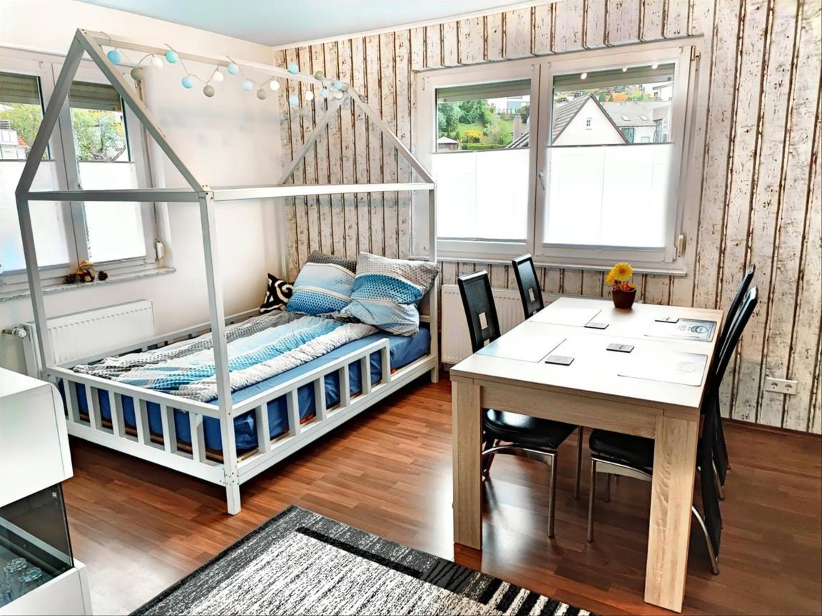 70 M² Apartment ∙ 1 Bedroom ∙ 4 Guests - Albstadt