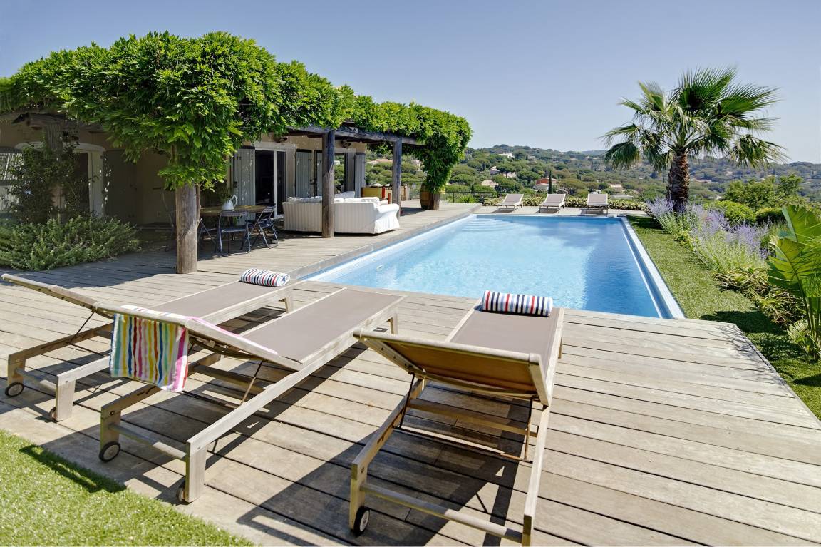 220 M² Villa ∙ 4 Bedrooms ∙ 9 Guests - Ramatuelle