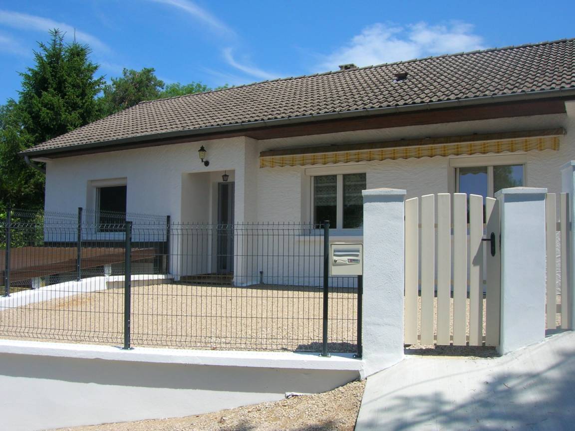 102 M² Maison De Vacances ∙ 3 Chambres ∙ 9 Personnes - Lac de Chalain