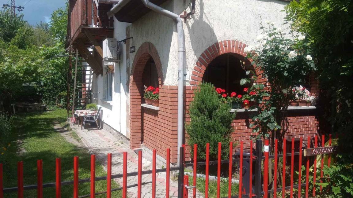 60 M² House ∙ 2 Bedrooms ∙ 5 Guests - Balatonfenyves