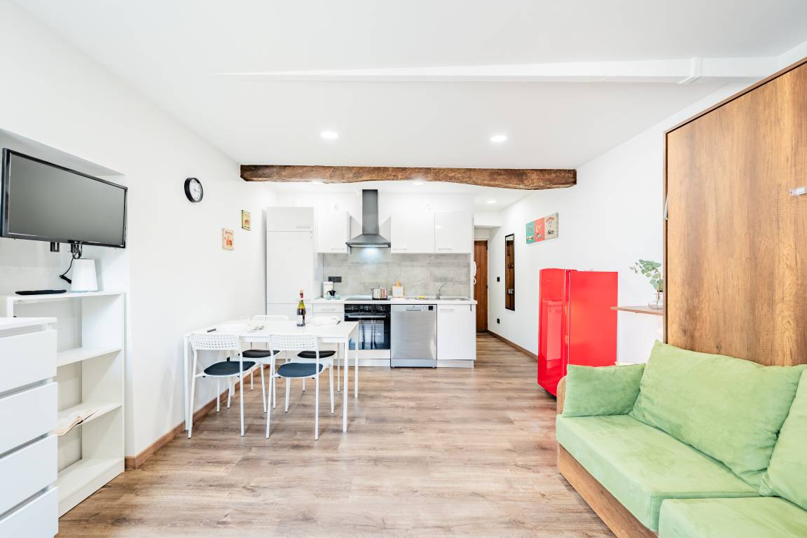 30 M² Apartment ∙ 2 Guests - Cuneo