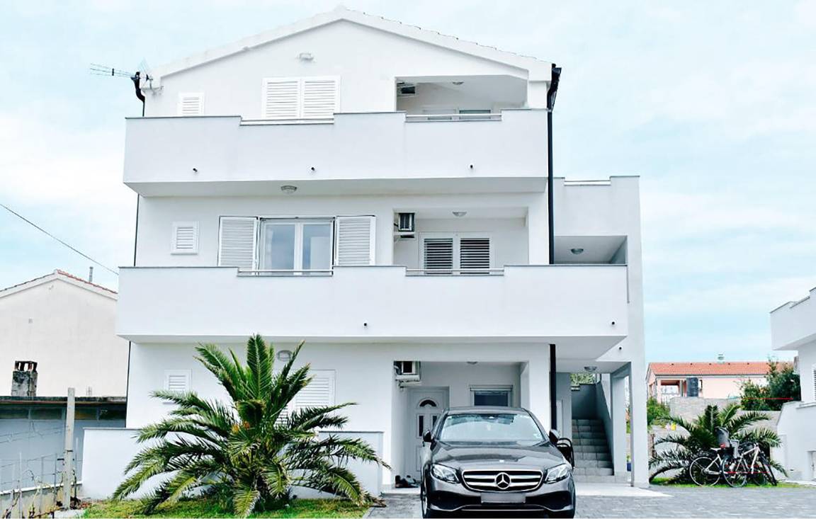 65 M² Ferienwohnung ∙ 2 Schlafzimmer ∙ 5 Gäste - Nin