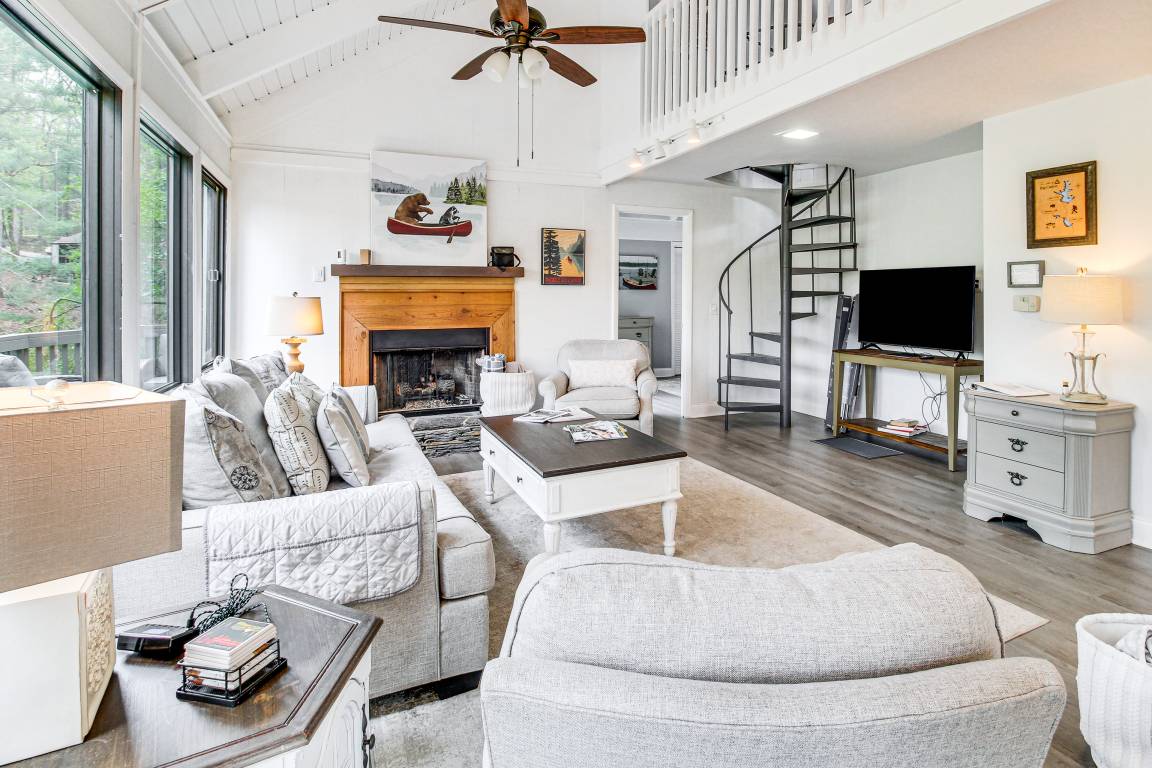130 M² House ∙ 2 Bedrooms ∙ 6 Guests - Big Canoe, GA