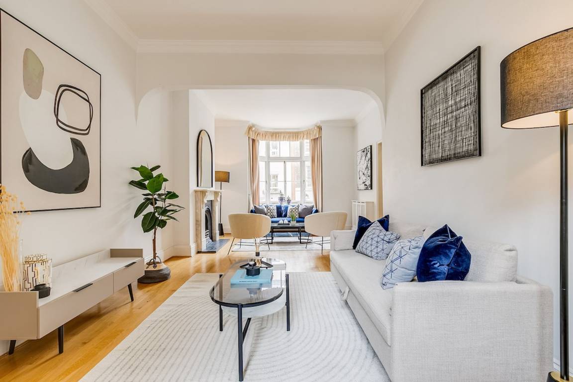 195 M² House ∙ 4 Bedrooms ∙ 9 Guests - Fulham