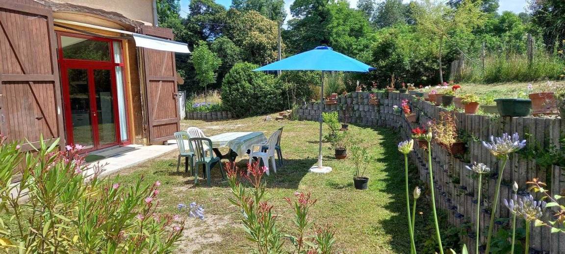 67 M² Gîte ∙ 3 Chambres ∙ 5 Personnes - Le Pont-de-Beauvoisin
