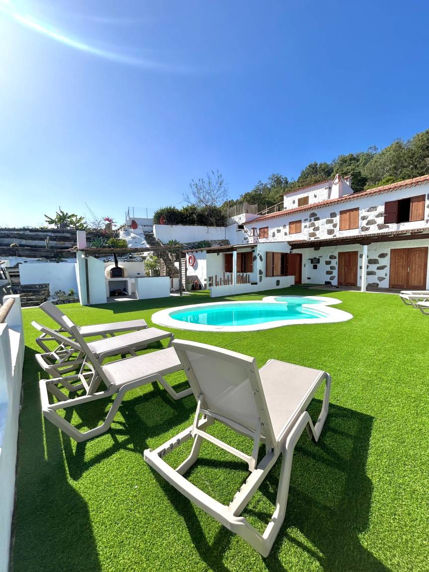 200 M² Maison De Vacances ∙ 4 Chambres ∙ 9 Personnes - Arucas