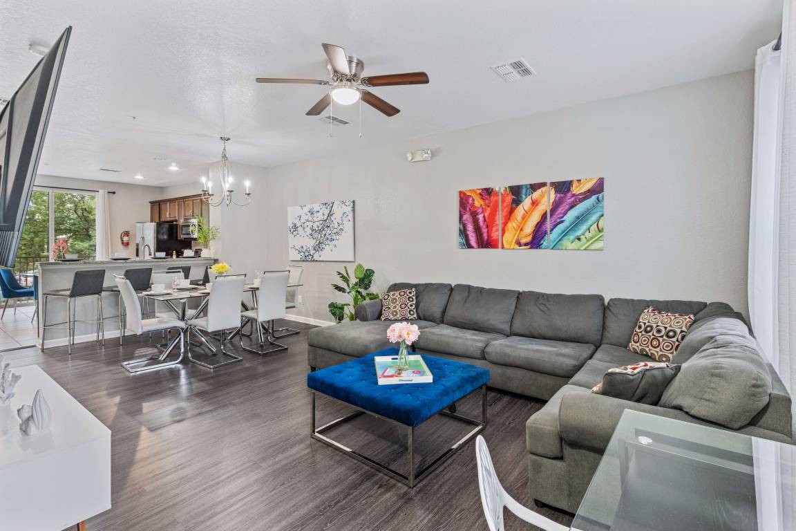 162 M² House ∙ 3 Bedrooms ∙ 9 Guests - Orlando