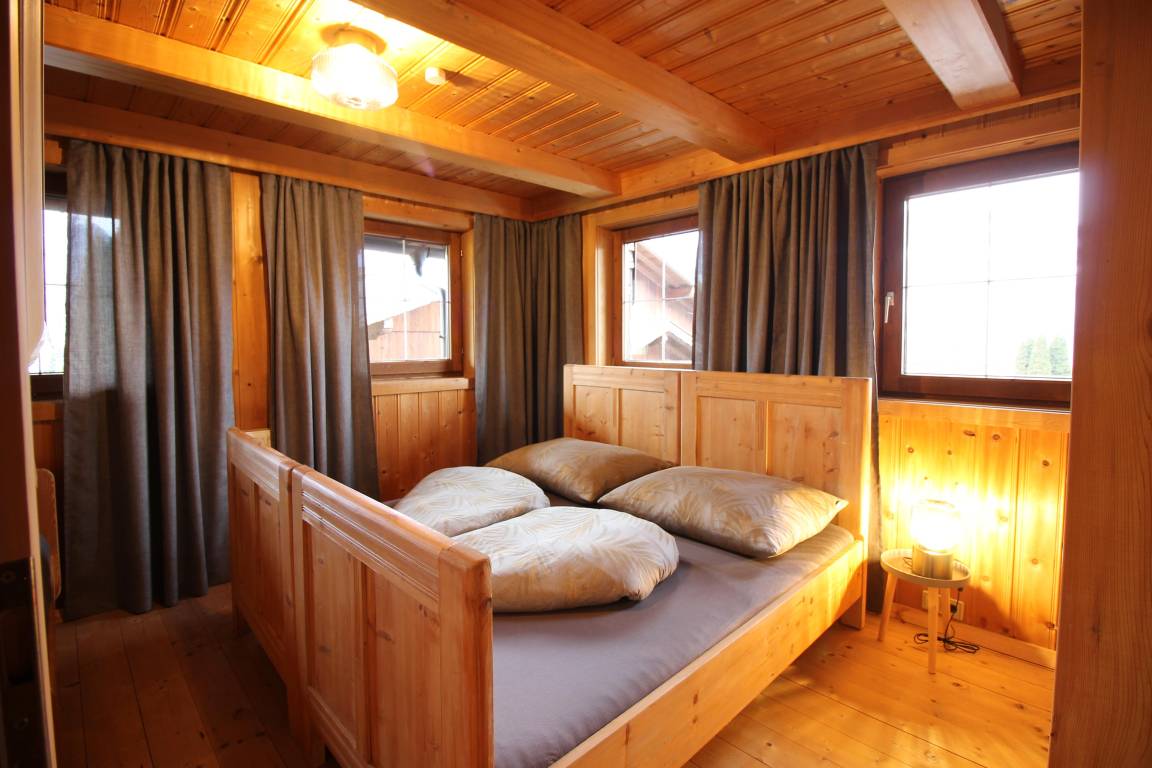 125 M² Ferienhaus ∙ 4 Schlafzimmer ∙ 9 Gäste - Zillertal