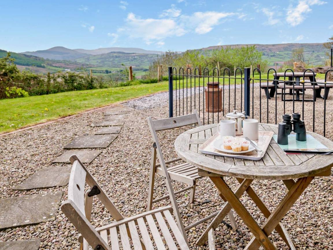 Cottage ∙ 1 Bedroom ∙ 2 Guests - Crickhowell
