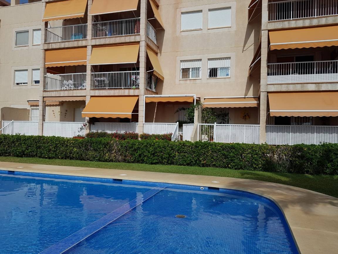 100 M² Apartamento ∙ 3 Habitaciones ∙ 6 Huéspedes - Alicante (Alacant)