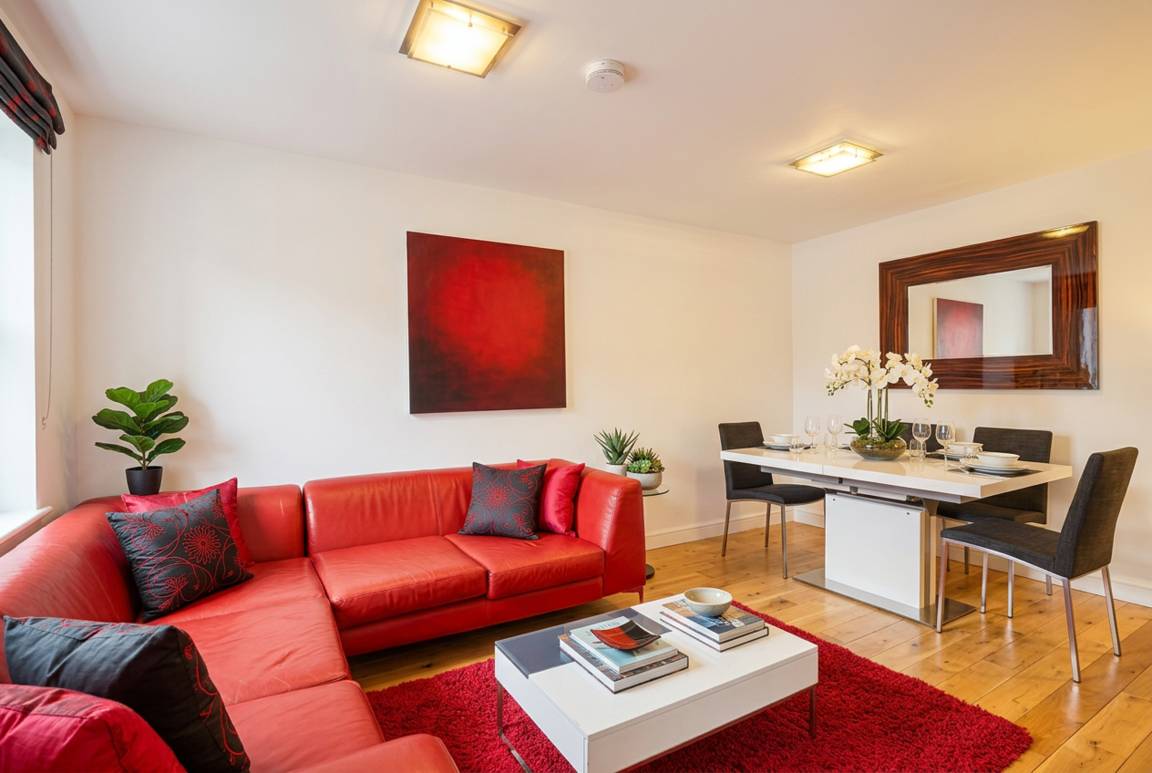 120 M² House ∙ 3 Bedrooms ∙ 8 Guests - Bamburgh