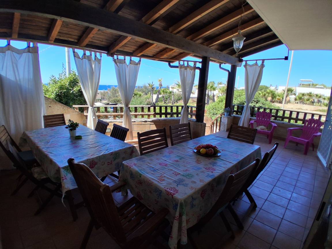 230 M² Villa ∙ 6 Chambres ∙ 16 Personnes - Racale