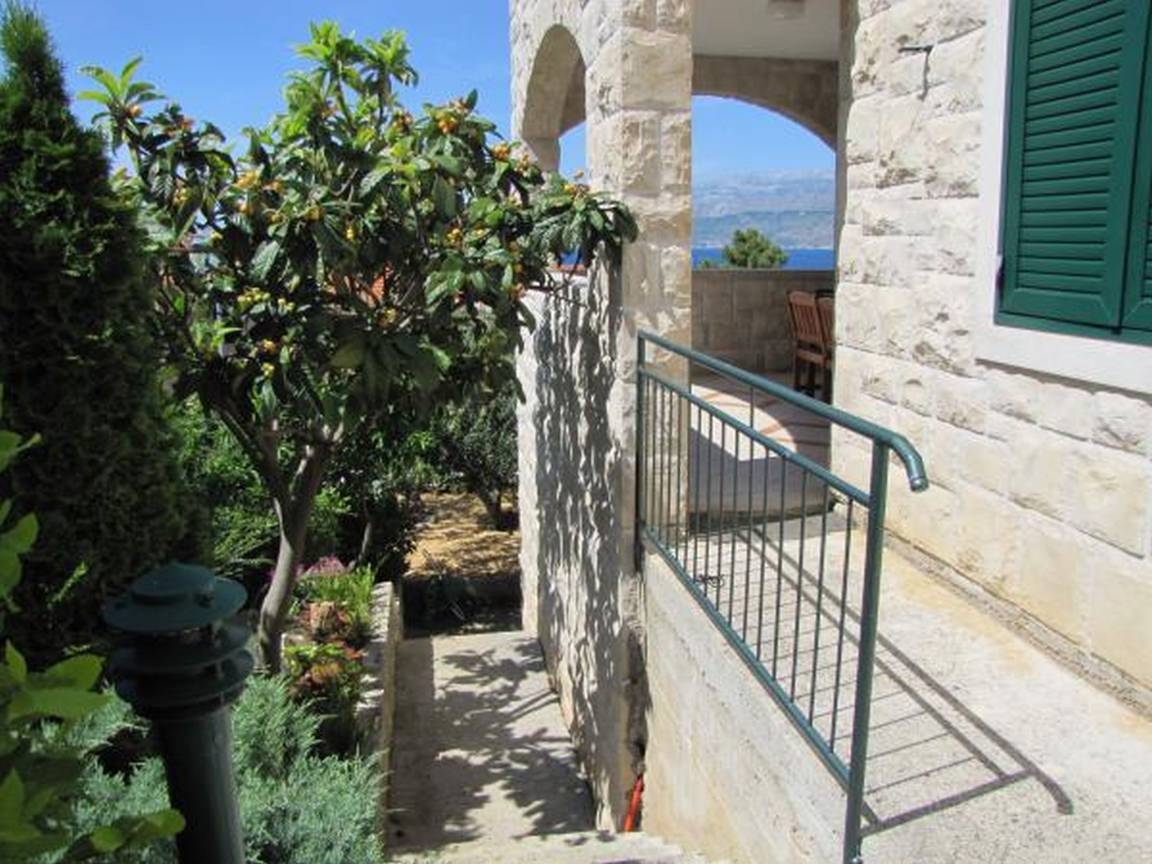 80 M² Apartment ∙ 2 Bedrooms ∙ 5 Guests - Omiš