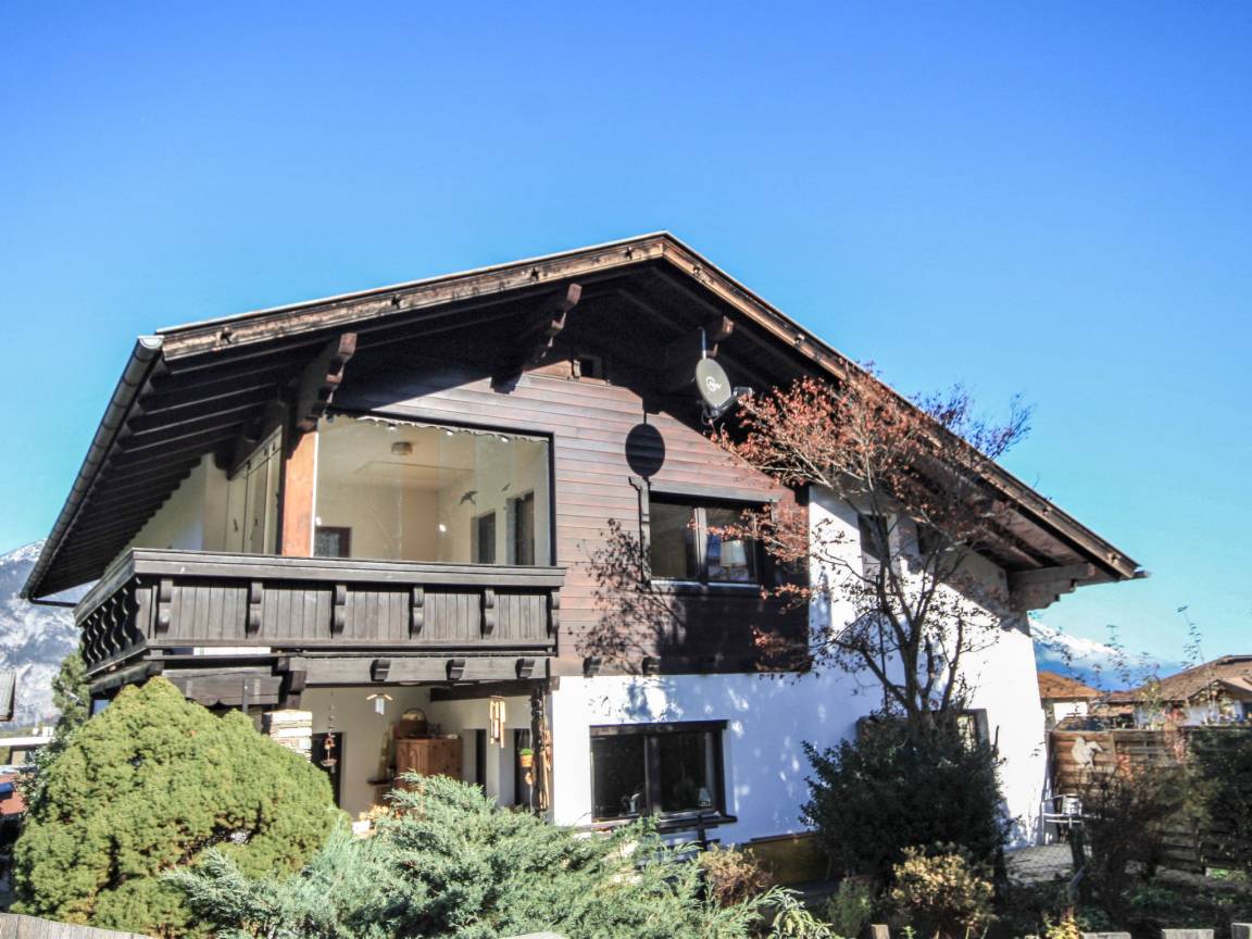 100 M² Appartement ∙ 2 Slaapkamers ∙ 7 Gasten - Axams