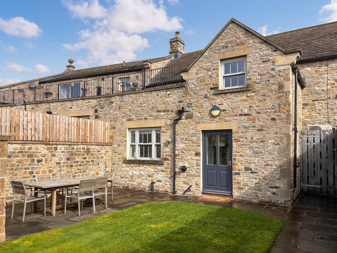 Cottage ∙ 3 Bedrooms ∙ 6 Guests - Leyburn