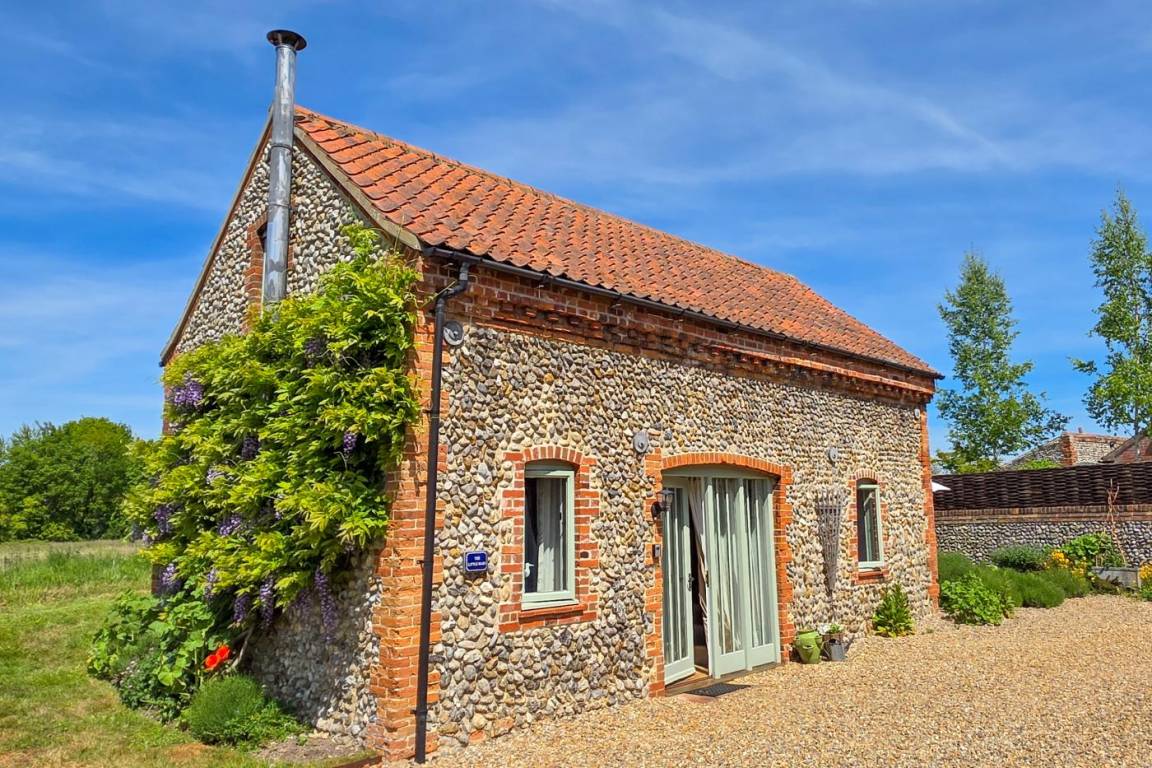 Cottage ∙ 2 Bedrooms ∙ 4 Guests - Blakeney