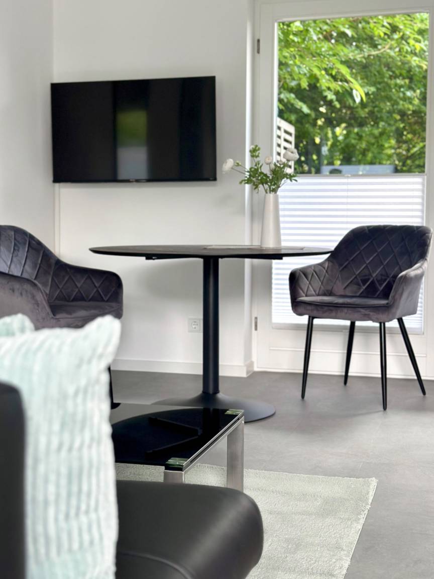 56 M² Ferienwohnung ∙ 1 Schlafzimmer ∙ 2 Gäste - Schneverdingen