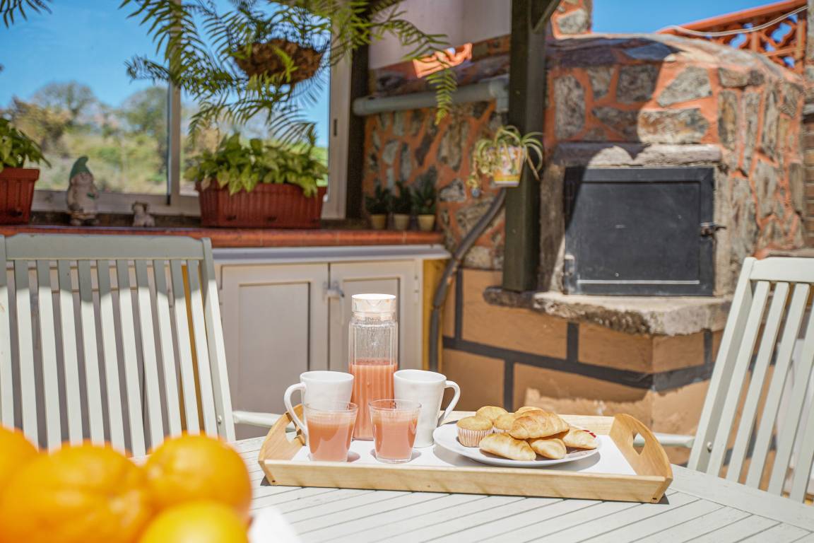 102 M² Casa De Campo ∙ 2 Habitaciones ∙ 4 Huéspedes - Moya