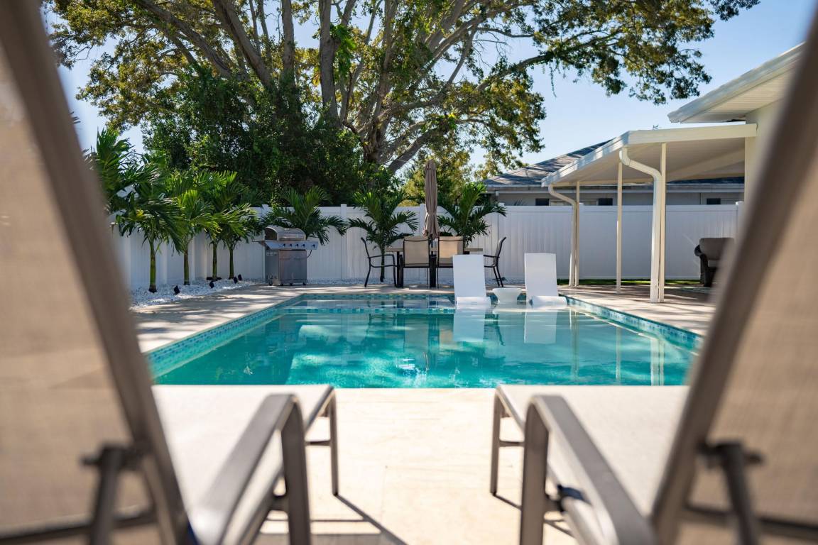House ∙ 2 Bedrooms ∙ 5 Guests - Clearwater, FL