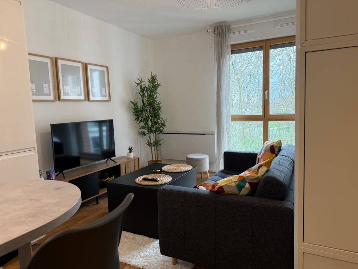 25 M² Apartment ∙ 1 Bedroom ∙ 2 Guests - Rueil-Malmaison