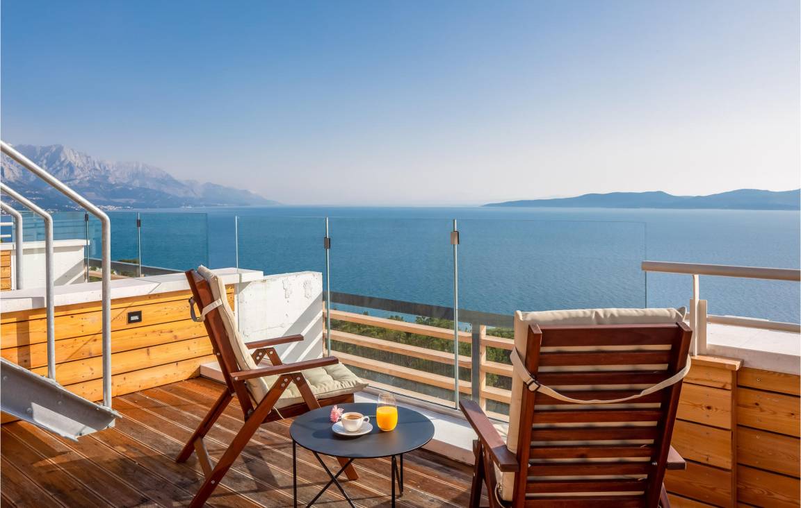 294 M² Ferienhaus ∙ 3 Schlafzimmer ∙ 8 Gäste - Omiš