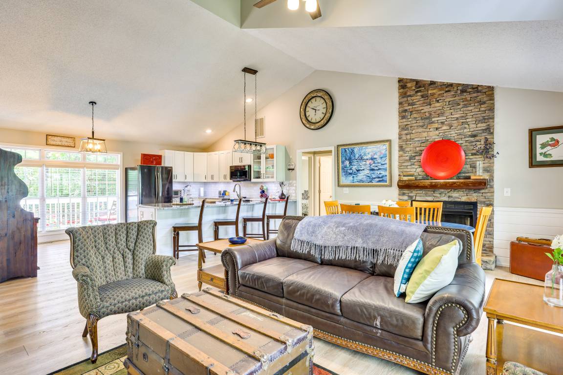 222 M² House ∙ 3 Bedrooms ∙ 8 Guests - Ellijay, GA