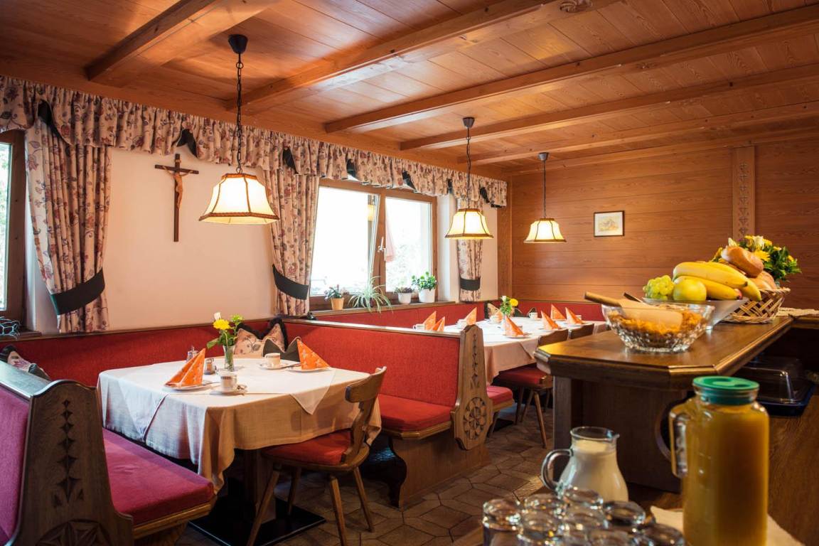 28 M² Hôtel ∙ 1 Chambre ∙ 3 Personnes - Neustift im Stubaital