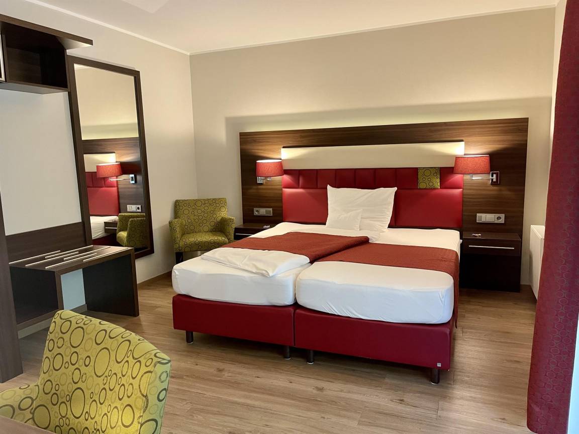 22 M² Hotel ∙ 1 Bedroom ∙ 2 Guests - Höhr-Grenzhausen