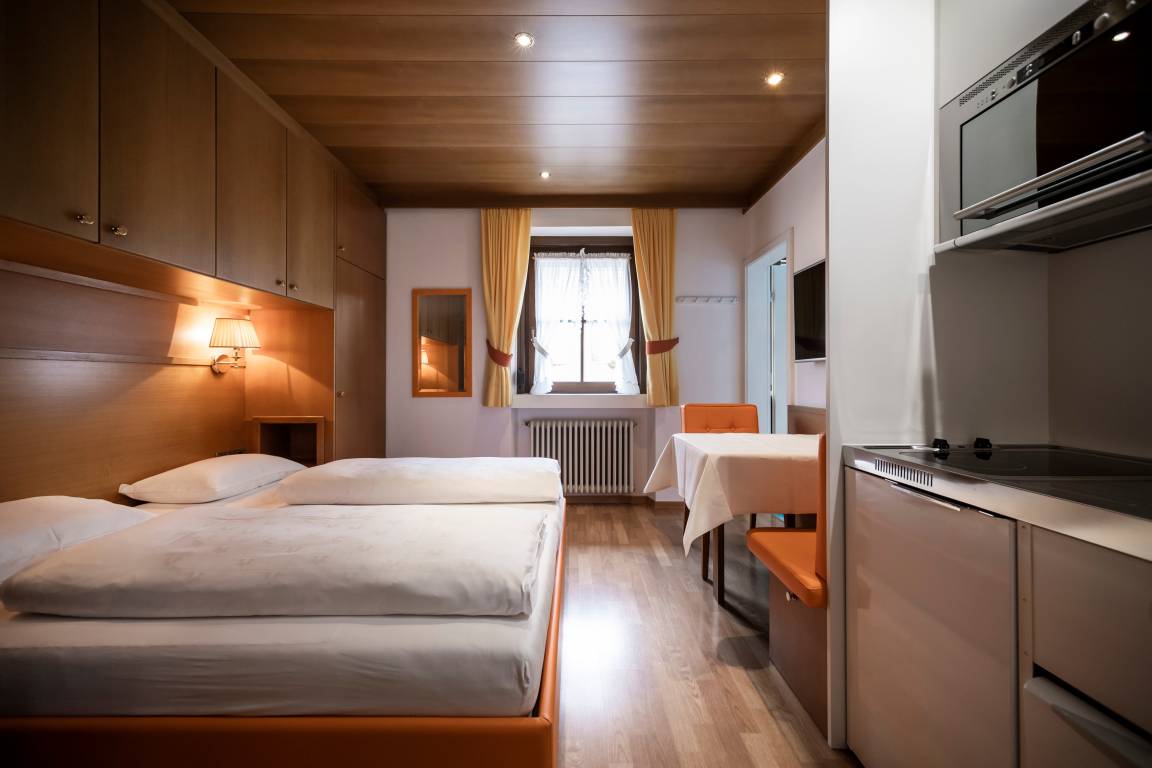 17 M² Appartamento Vacanza ∙ 1 Camera Da Letto ∙ 2 Ospiti - Ortisei