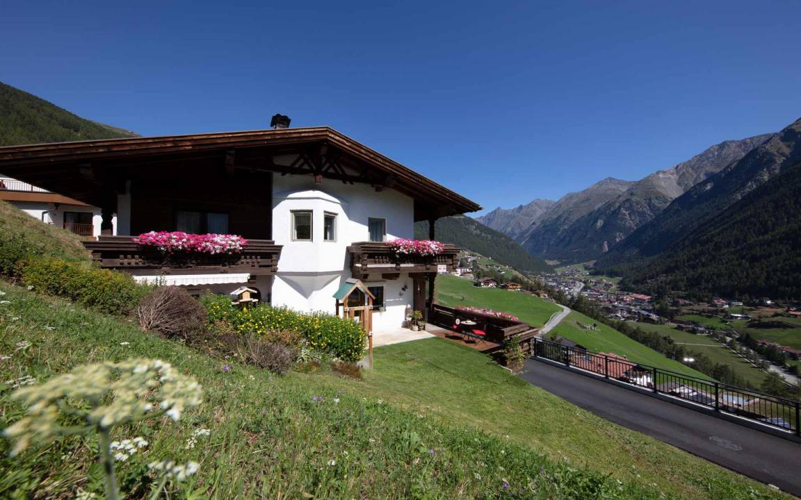 65 M² Appartement ∙ 2 Slaapkamers ∙ 5 Gasten - Sölden