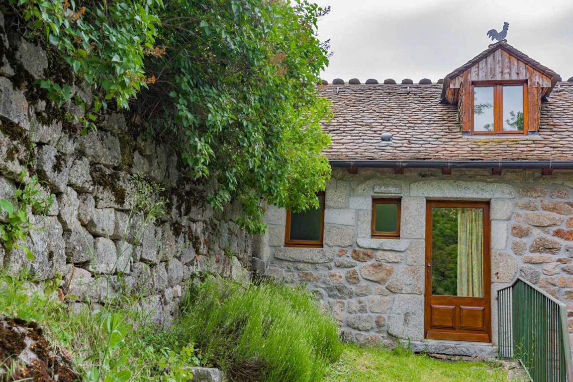 65 M² Gîte ∙ 1 Chambre ∙ 4 Personnes - Pont-de-Montvert-Sud-Mont-Lozère