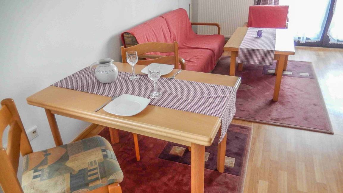 48 M² Ferienwohnung ∙ 1 Schlafzimmer ∙ 4 Gäste - Pocking