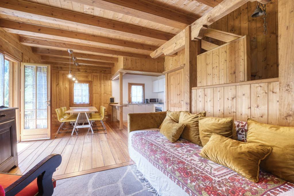 115 M² Chalet ∙ 4 Bedrooms ∙ 9 Guests - Piedmont
