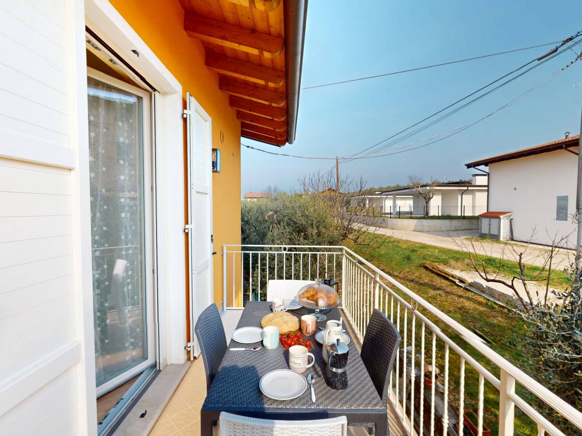 70 M² Ferienwohnung ∙ 2 Schlafzimmer ∙ 4 Gäste - Manerba del Garda