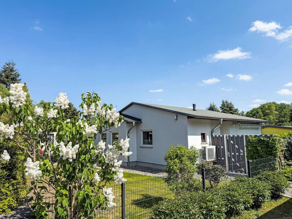 75 M² Ferienhaus ∙ 1 Schlafzimmer ∙ 4 Gäste - Greifswald