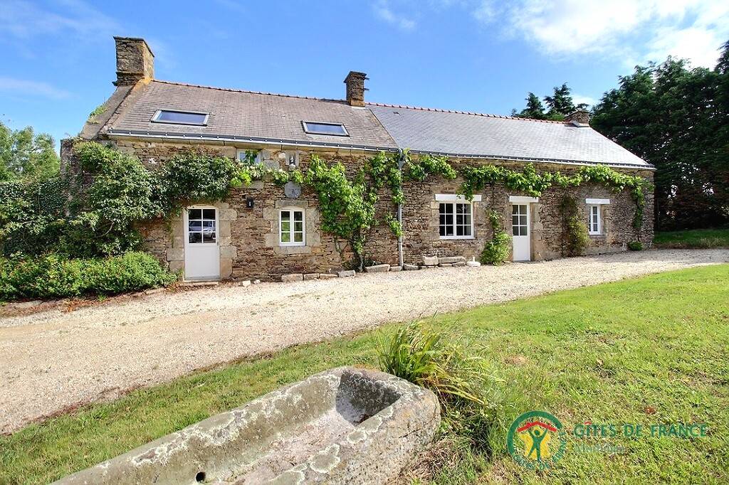 143 M² Gîte ∙ 4 Schlafzimmer ∙ 9 Gäste - Séné