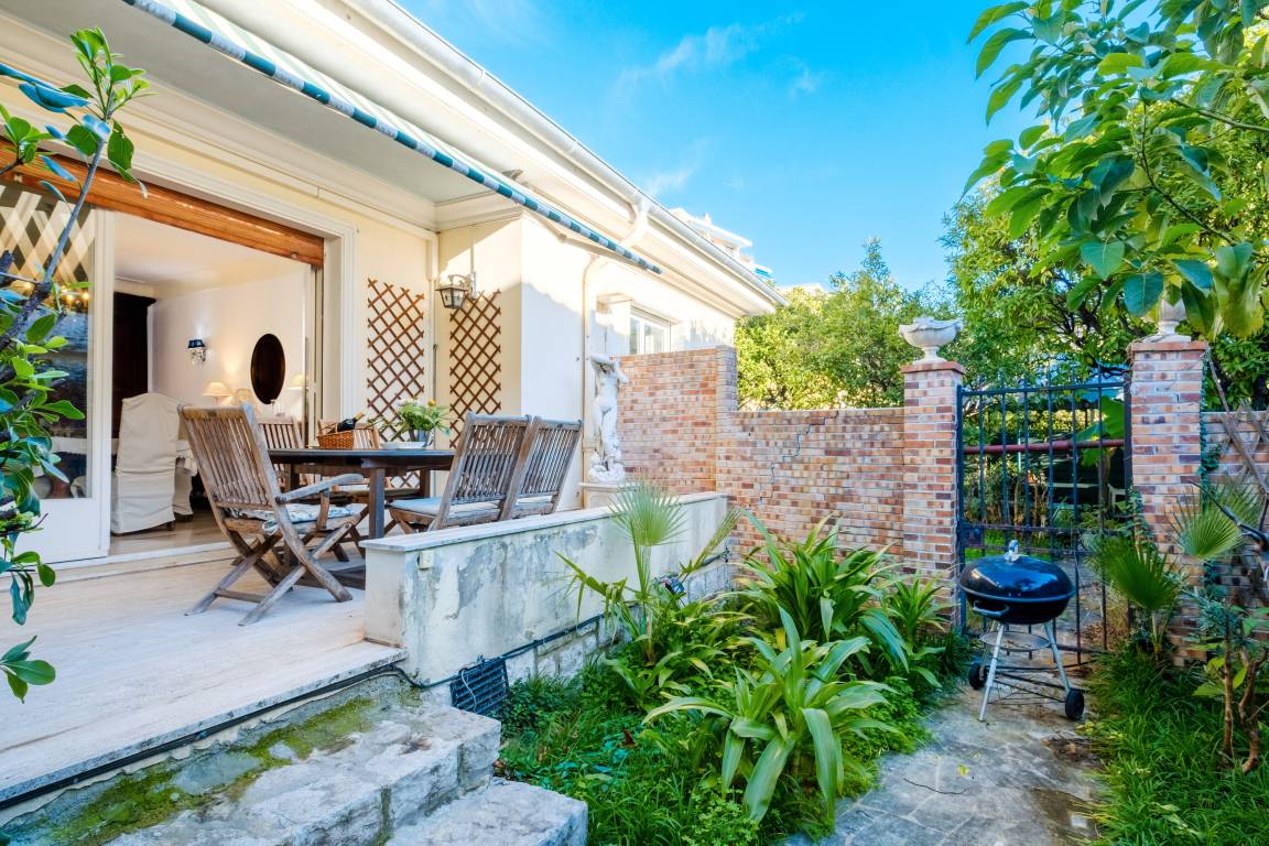 118 M² Apartment ∙ 2 Bedrooms ∙ 4 Guests - Sospel