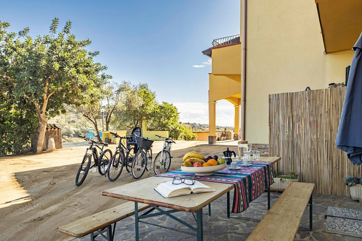 65 M² Ferienhaus ∙ 1 Schlafzimmer ∙ 2 Gäste - Bari Sardo