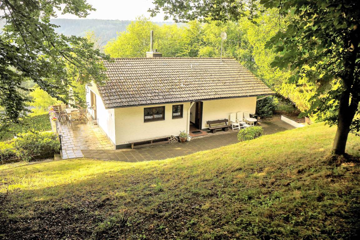 90 M² Ferienhaus ∙ 3 Schlafzimmer ∙ 6 Gäste - Roetgen