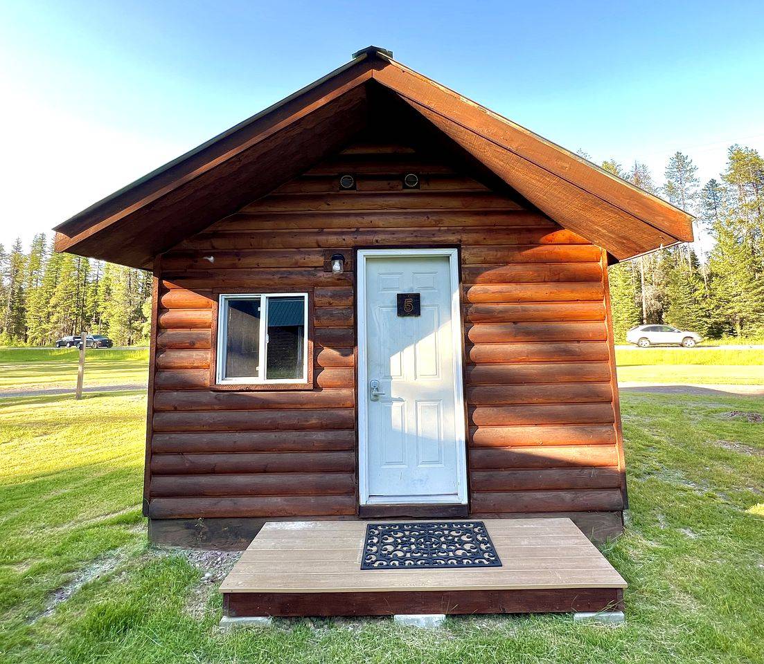 House ∙ 1 Bedroom ∙ 2 Guests - Glacier County