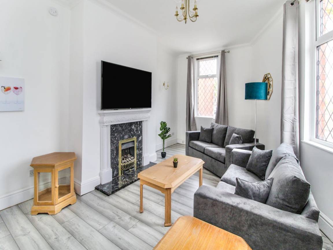 96 M² Casa ∙ 2 Habitaciones ∙ 6 Huéspedes - Warrington